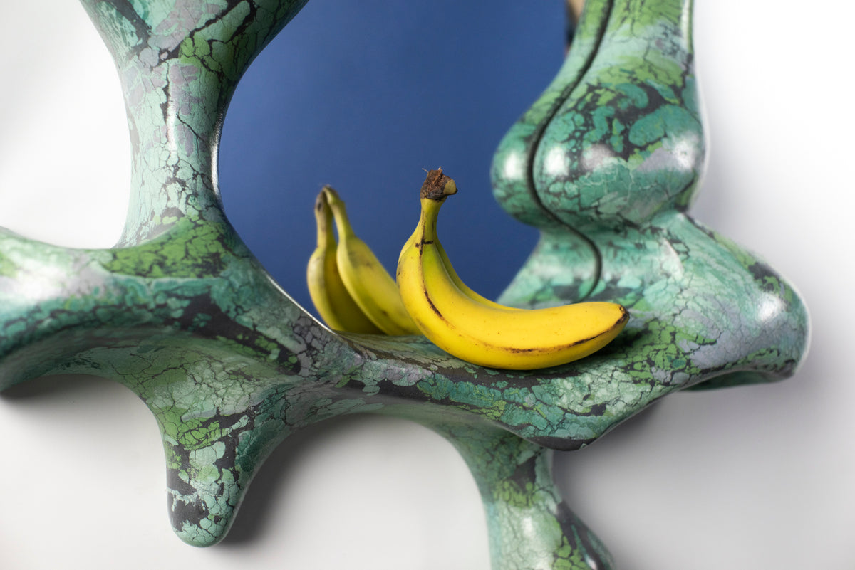 Iris : BESPOKE – Concrete Cat